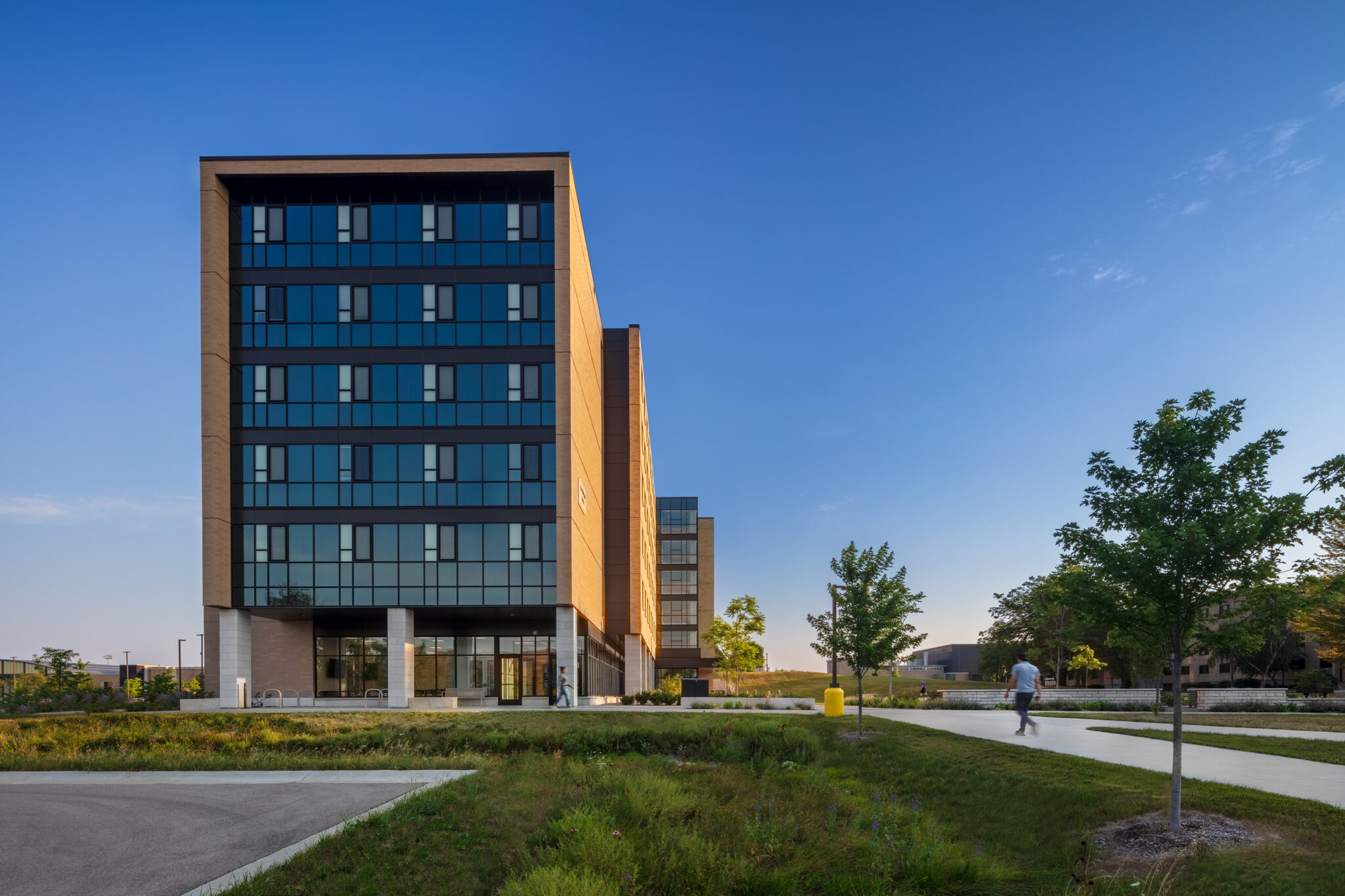 University of Wisconsin-Whitewater Ma’iingan Hall - GRAEF